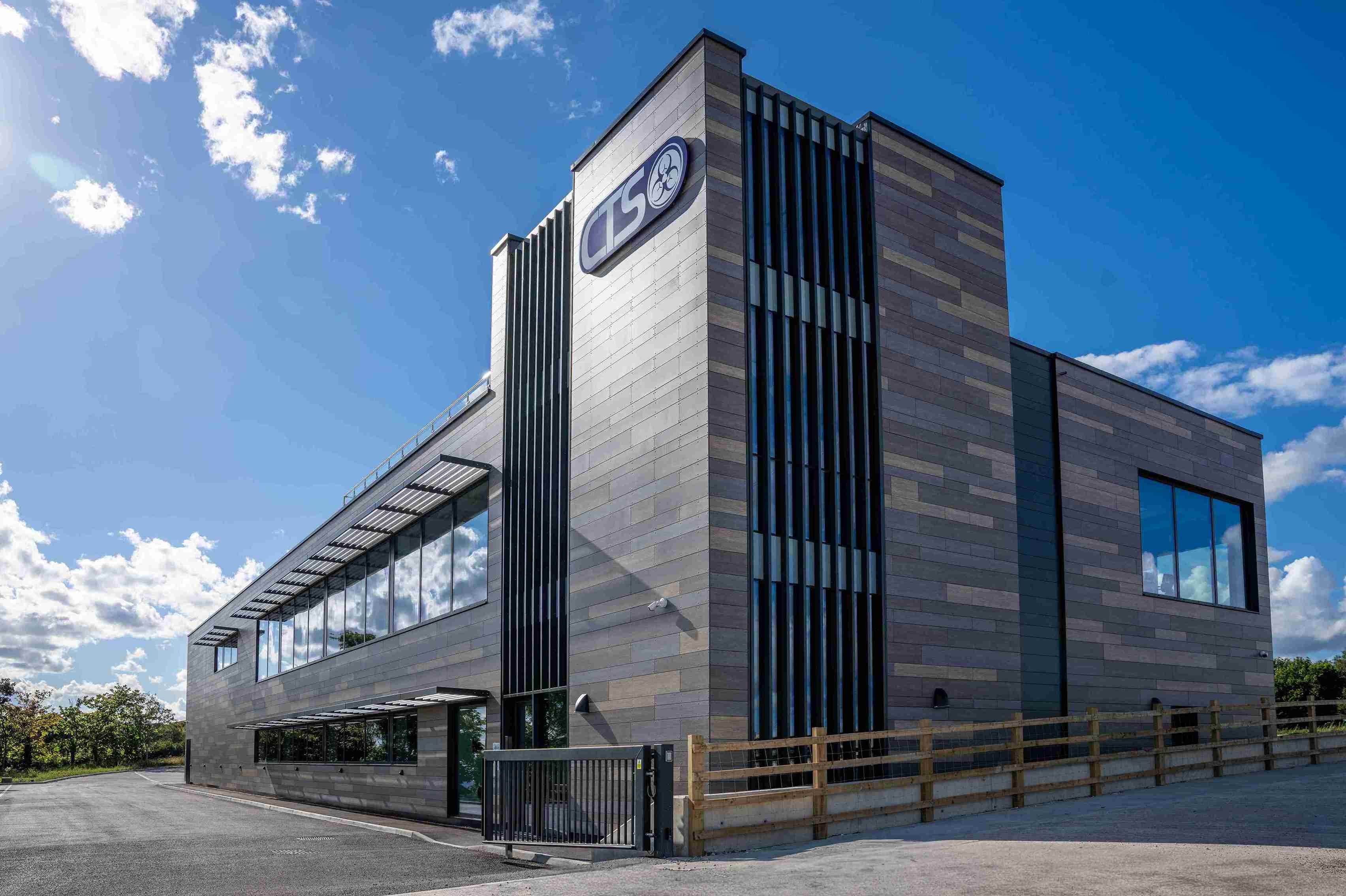 CTS EUROPE, PORTSMOUTH | Cladding Installation by CSW
